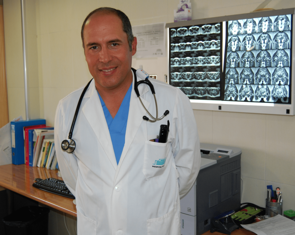 Dr. Eduardo Rodríguez de la Vega: “Un coma etílico constituye una ...